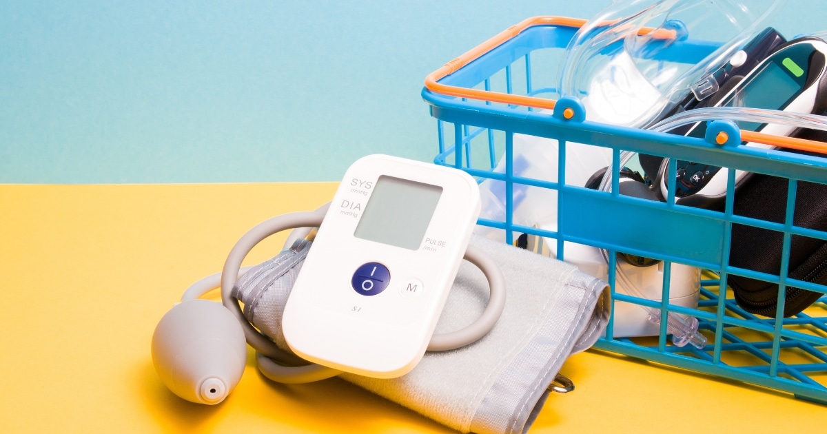 5 Health Monitoring Devices Every Senior Should Own - SilverStreak