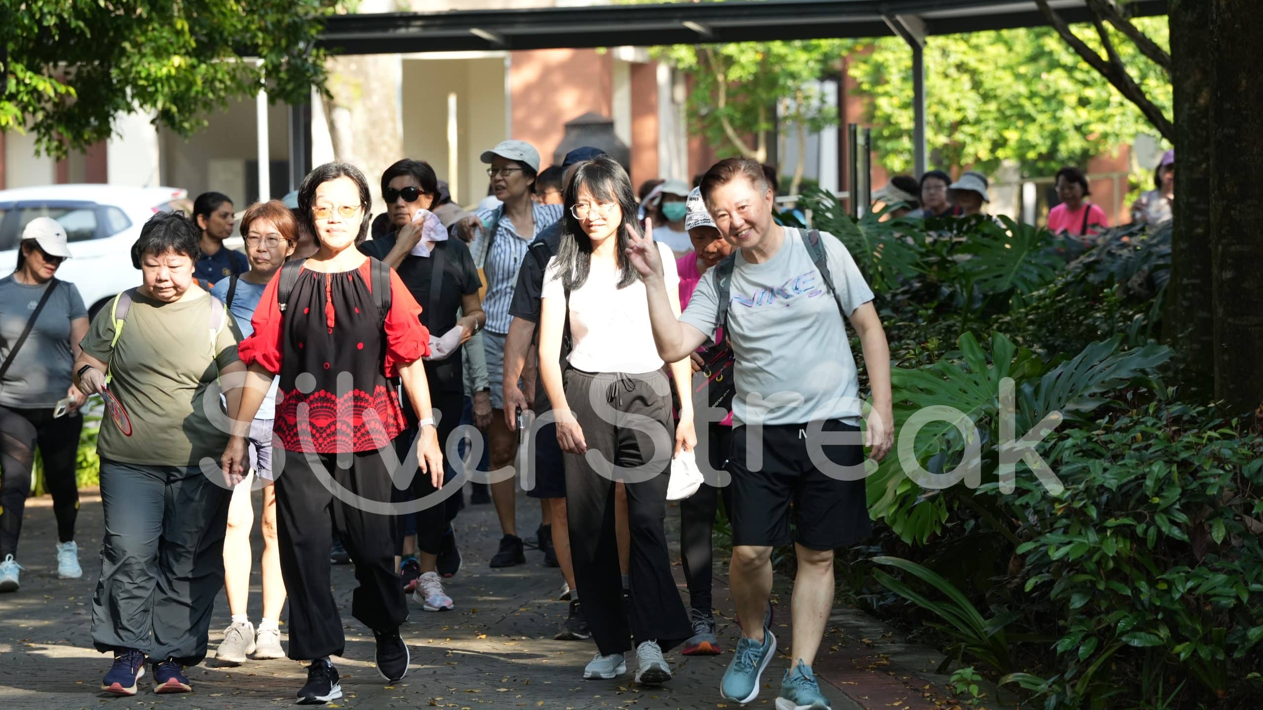 Jalan-Jalan Kakis - Alexandra Park Connector - SilverStreak
